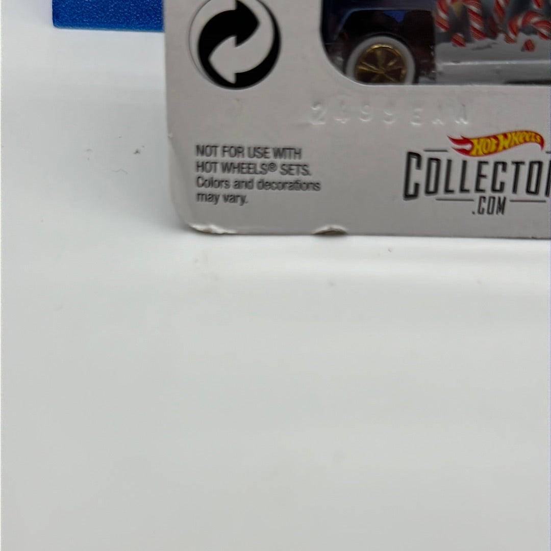 Hot Wheels 2019 RLC Red Line Club - Holiday Club Car VW Drag Bus ...