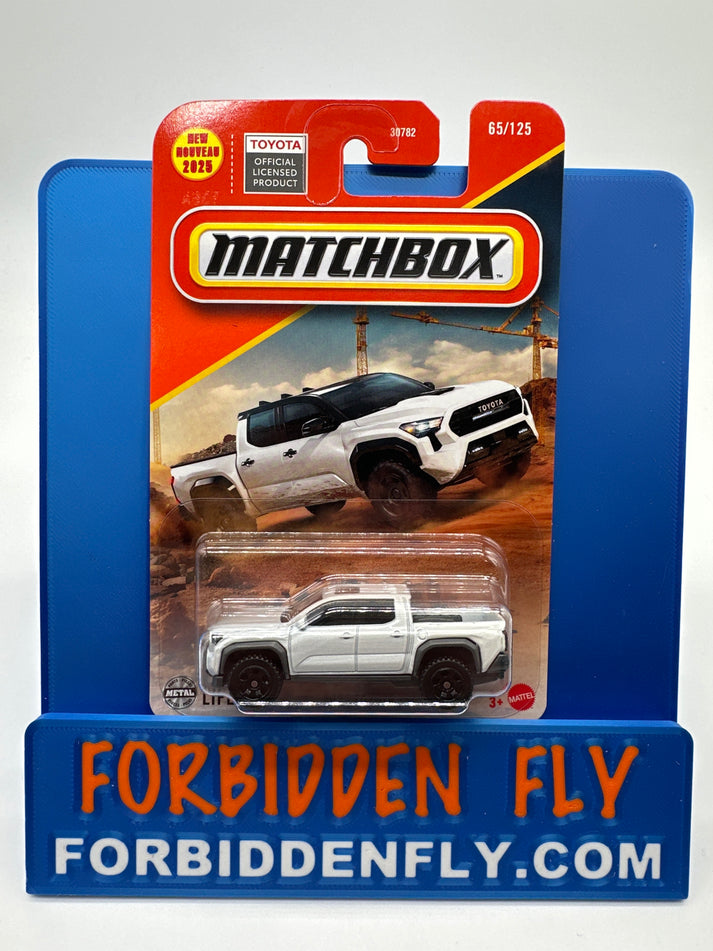 Matchbox - 2025 Mainline #65/125 - 2024 Toyota Tacoma - White ...