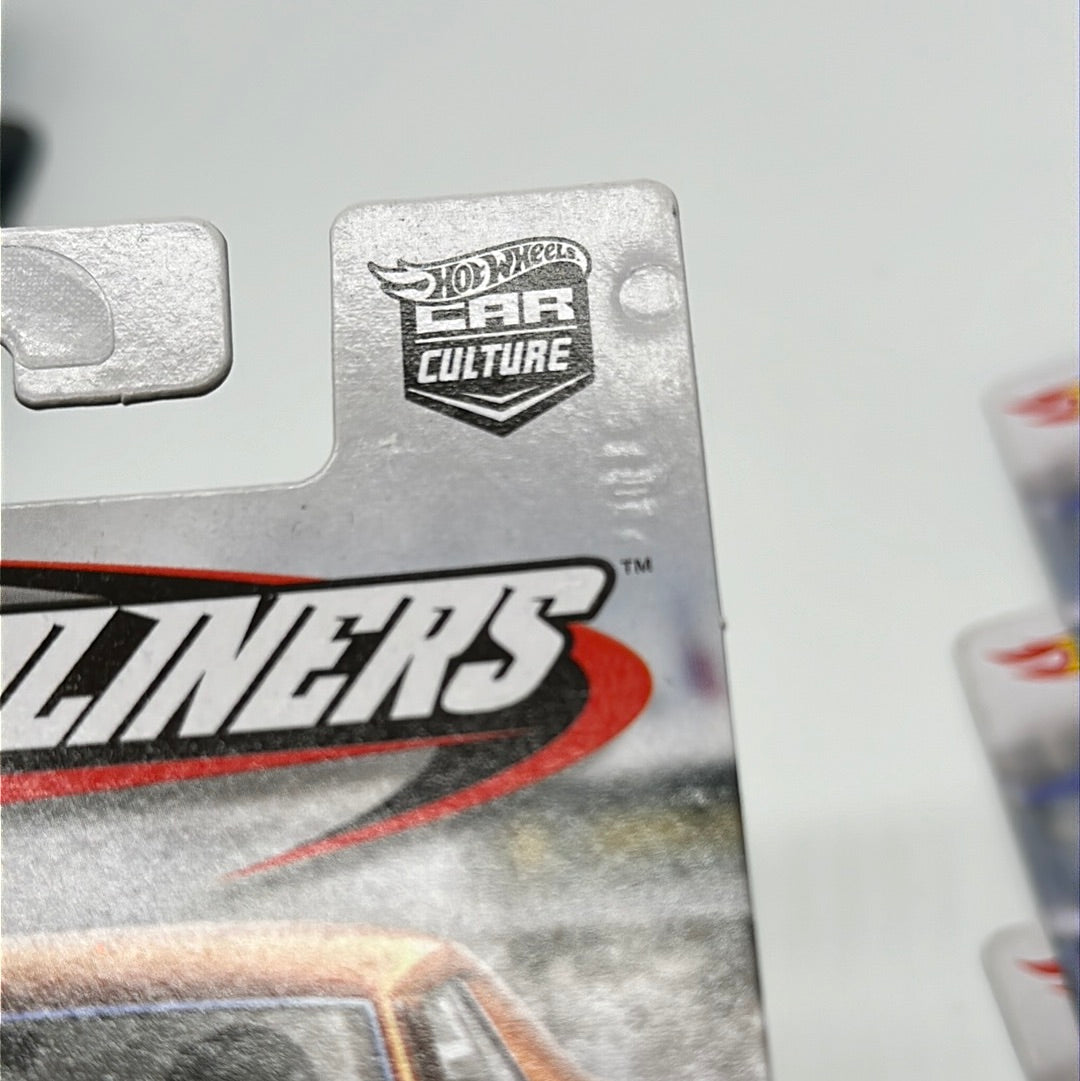 Hot Wheels Car Culture - HW Redliners Premium Set of 5 – Forbidden Fly