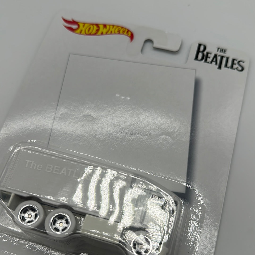 Hot Wheels Premium - Pop Culture The Beatles Series Single - White Alb ...